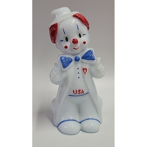 Art | Vintage Boyds White Milk Glass Hand Painted Chuckles Clown ...